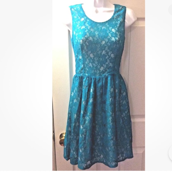 French Connection | Dresses | New French Connection Lizzie Lace Dress ...